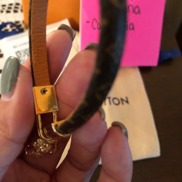 Louis Vuitton Vivienne Armour Bracelet | semashow.com